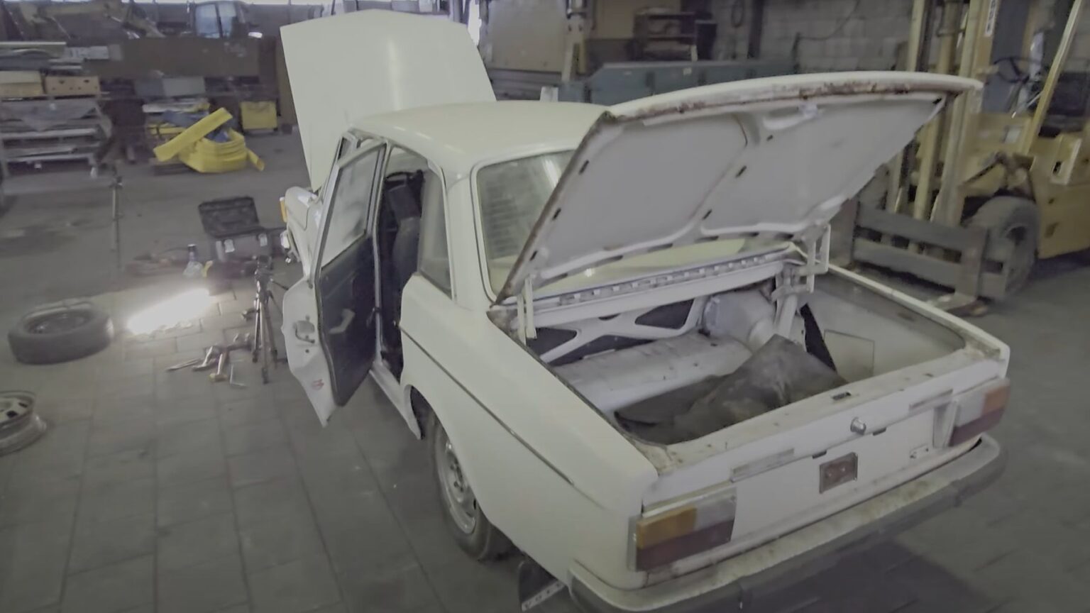 Confirmed—a container forgotten for decades concealed a discovery that ...