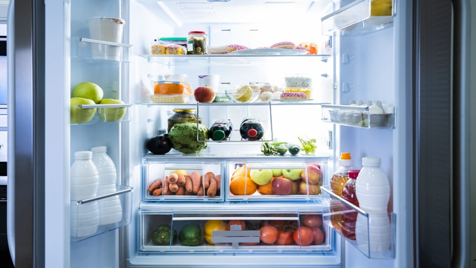 It's official—a food engineer warns that refrigerators accumulate ...