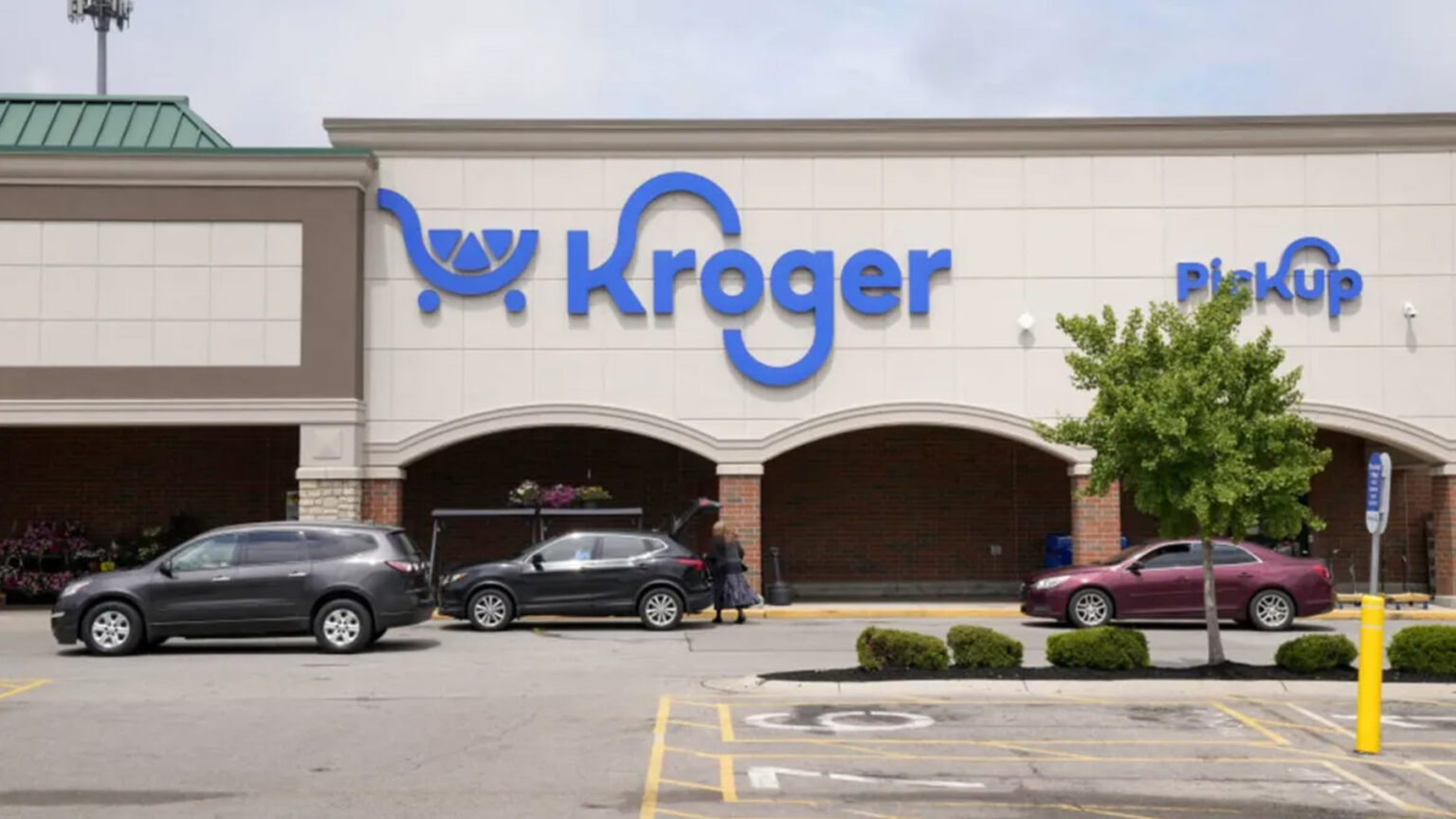 Goodbye to one-for-one coupons - Kroger surprises with an in-store sign ...