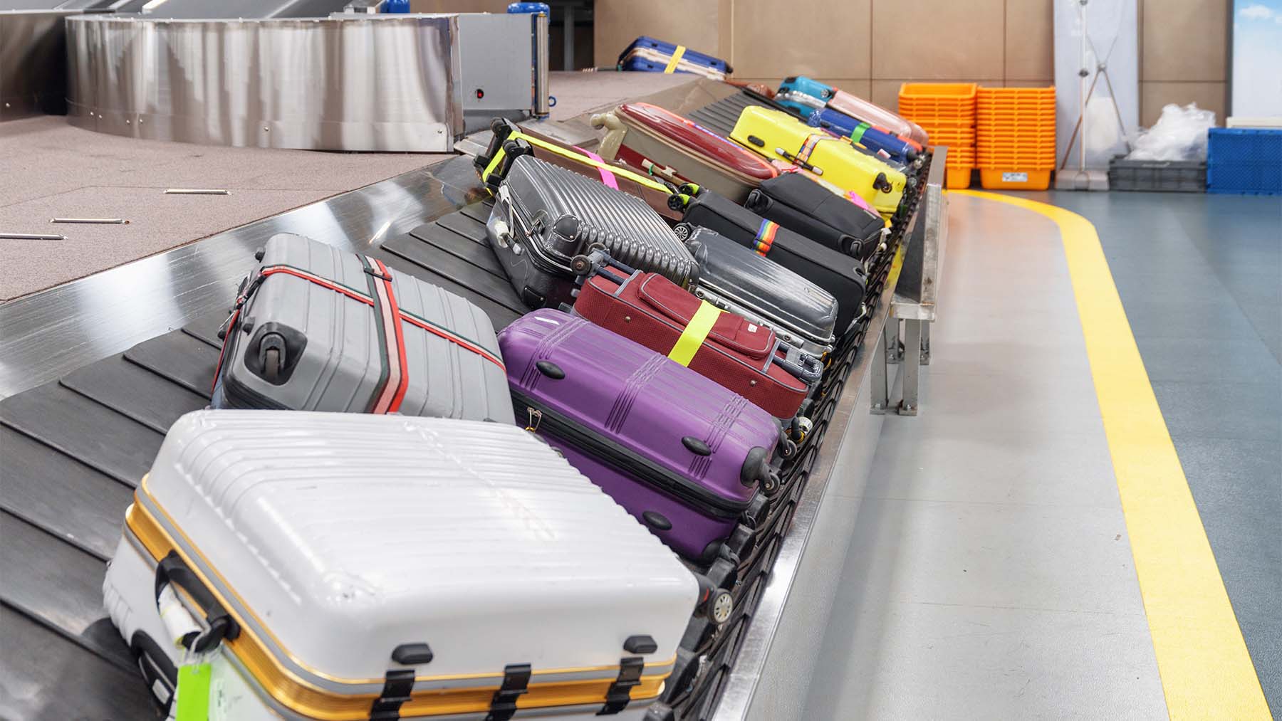 Neither black nor blue - the most commonly lost suitcase color at ...