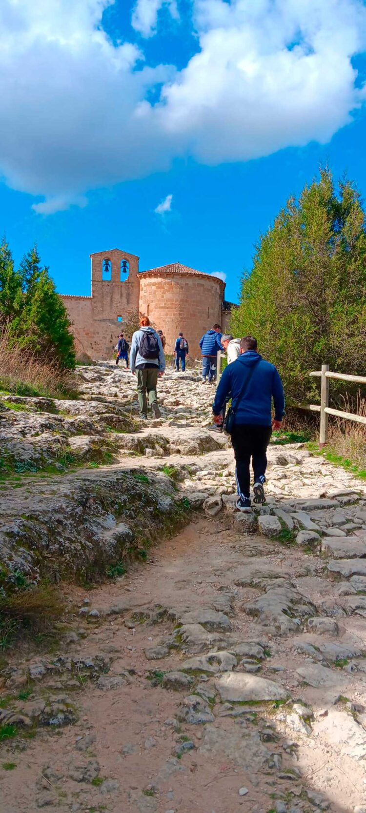 Por el camino de San Frutos hacia la libertad