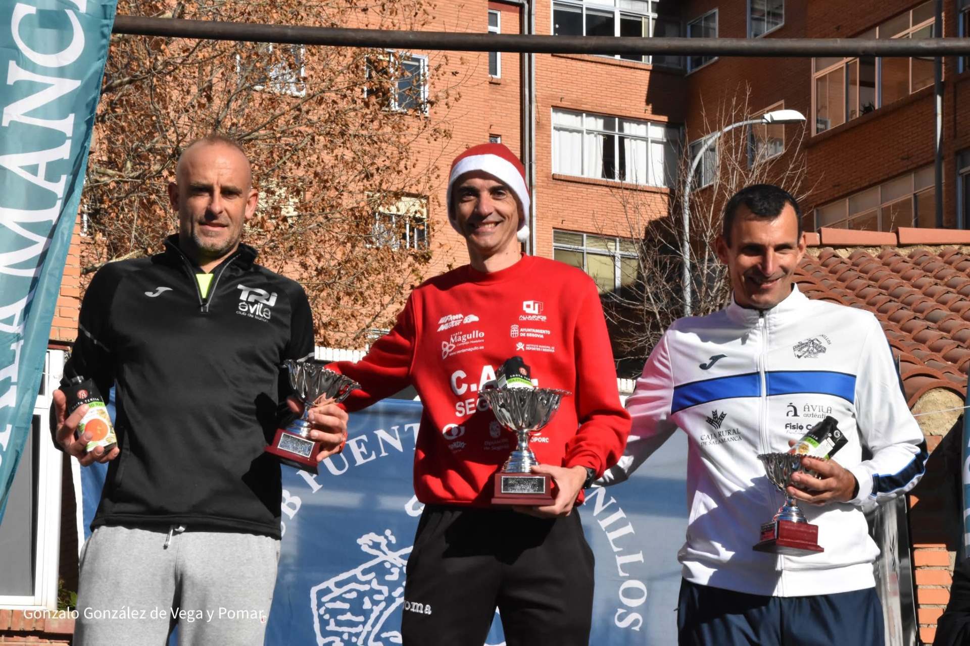 José Miguel Carreño vence en la Carrera de Navidad de Ávila