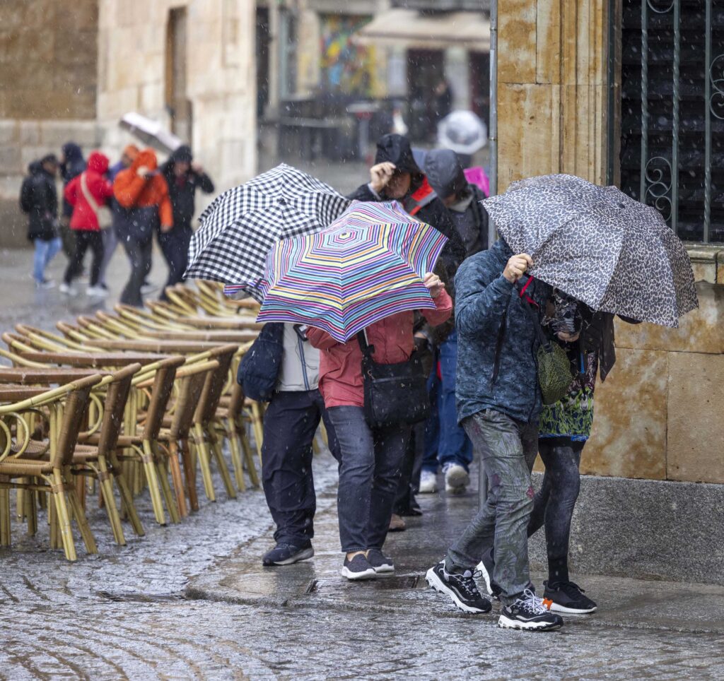 La Aemet define como húmeda y dispar la primavera de 2025 en Castilla y ...