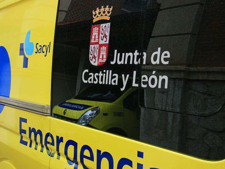 Un motorista resulta herido al esquivar a un animal en la SG-221