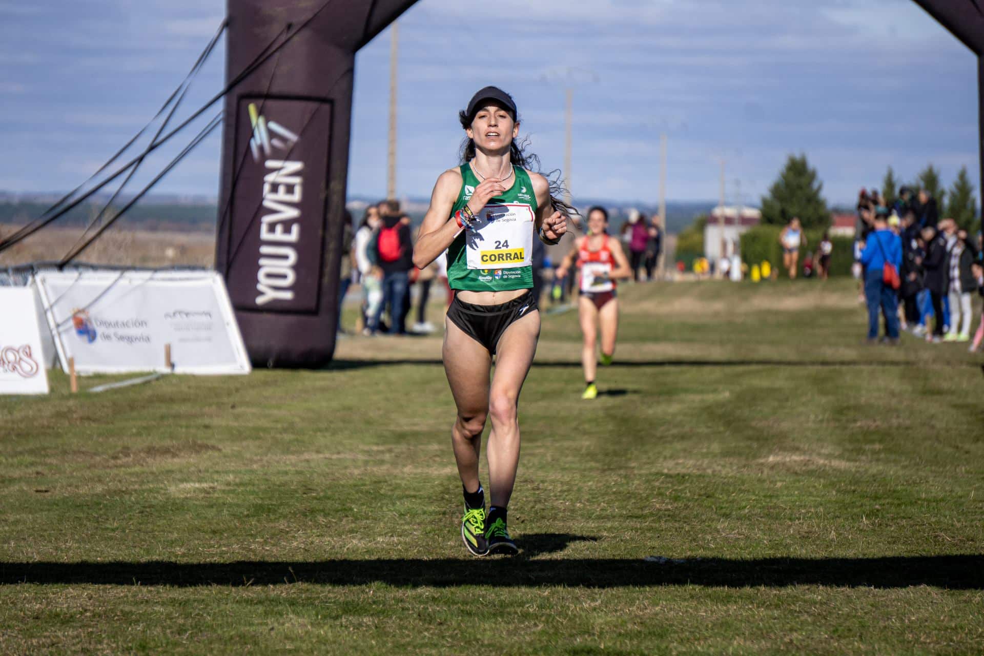 Claudia Corral vence en el Circuito Autonómico de campo a través